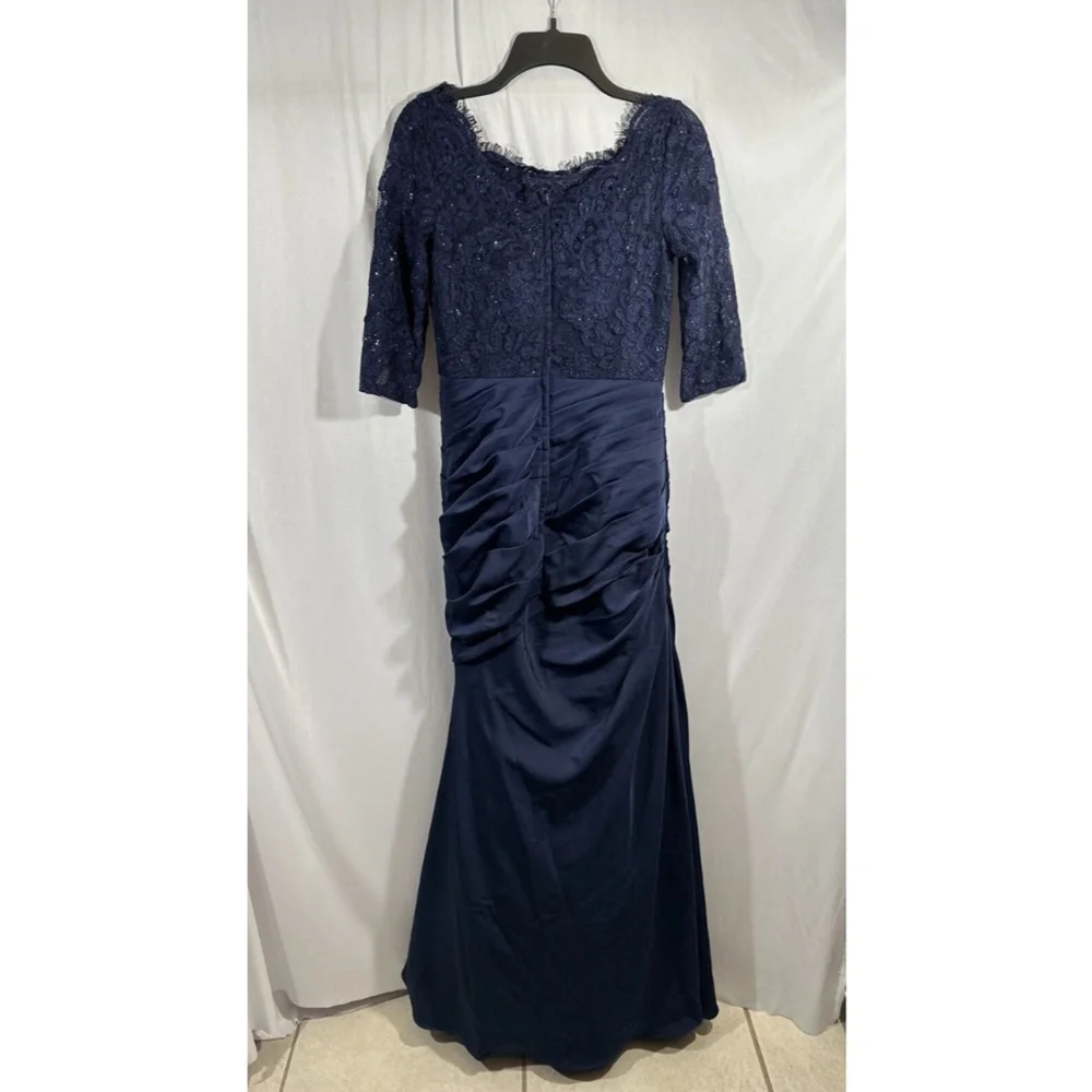 La Femme | Dresses | Nwt 68 La Femme 0 Sparkle Lace Trumpet Gown In ...